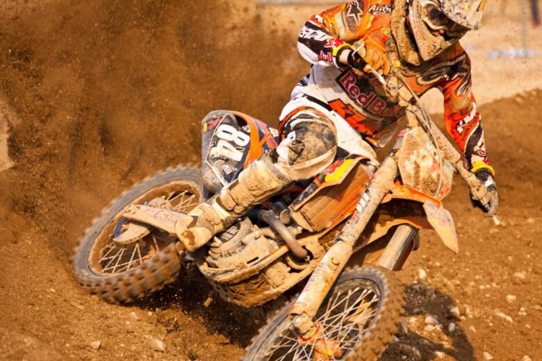 Top 6 Enduro & Dirt Bike Jacket in 2025 | MotorbikeGears