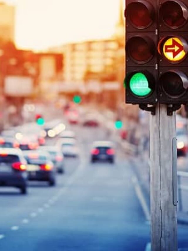 Road Safety Tips for Two Wheeler Riders - MotorbikeGears